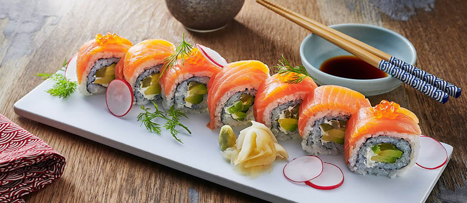 Somon Füme ve Avokado Roll (Uramaki) | Tarif | Kikkoman